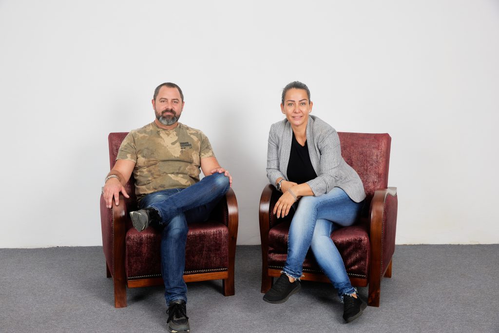 RADOF FURNITURE – Vintage Furnitures